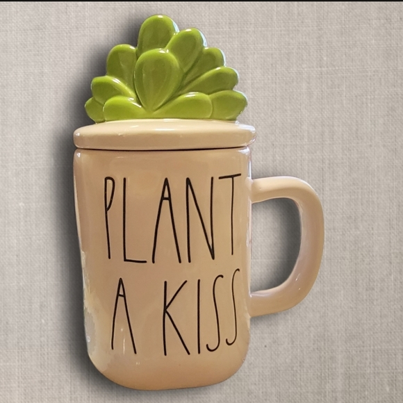 Rae Dunn | Kitchen | Rae Dunn Ceramic Succulent Topper Plant A Kiss Mug ...